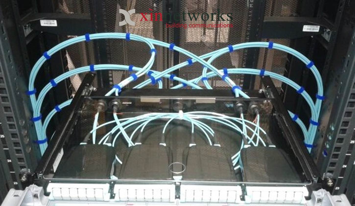 Cable dressing in rack 19 fiber optic cable Xin Networks - Xin Networks Cable dressing in rack 19 fiber optic cable Xin Networks - Xin Networks